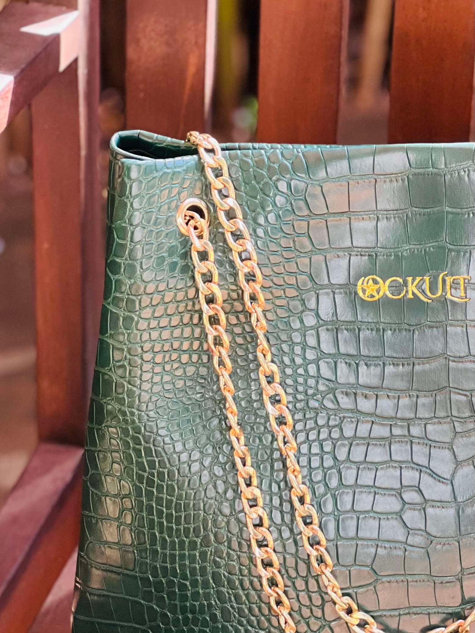 Candy CR Green Bag – Ockult